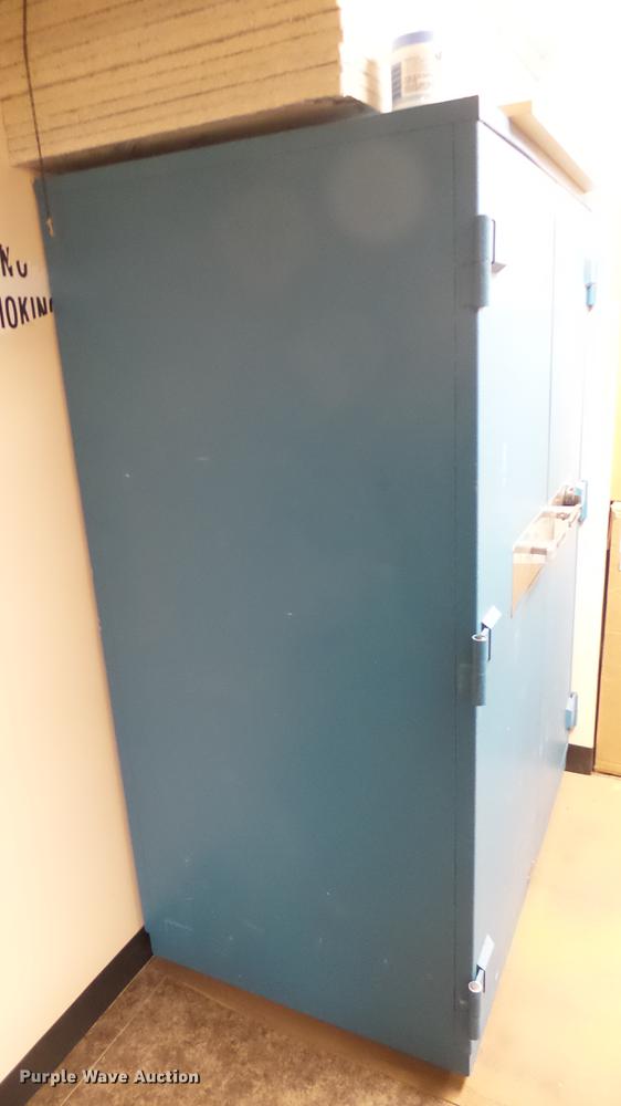 Schwab 4057CTS fire guard safe in Emporia, KS | Item EB9101 sold ...