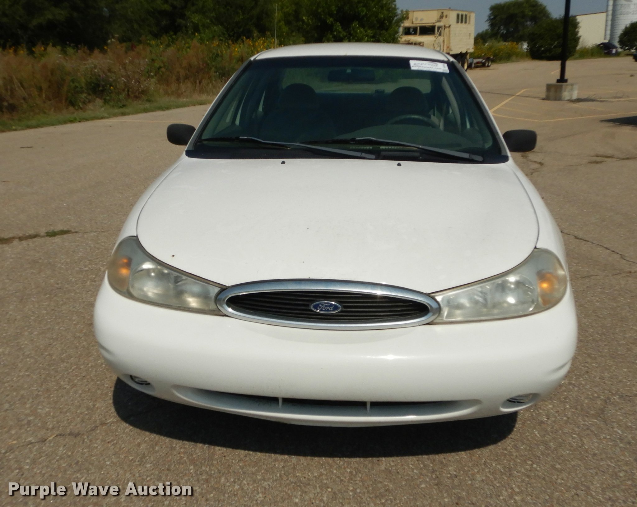 2000 Ford Contour SE in Manhattan, KS | Item DD0825 sold | Purple Wave