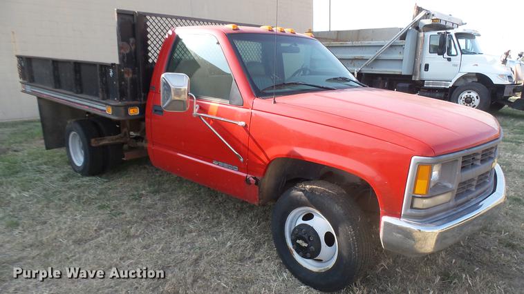 1995 Chevrolet Cheyenne 3500 dump flatbed pickup truck in Hutchinson ...