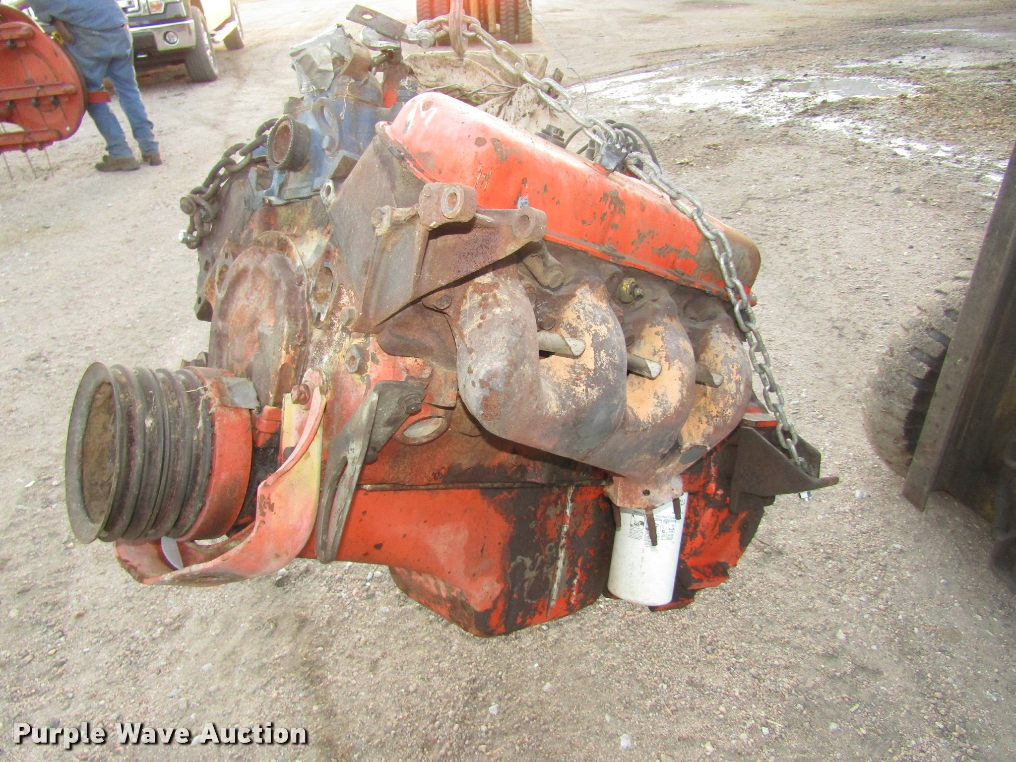 Chevrolet 427 V8 gas engine in Beaver City, NE | Item DO9128 sold ...