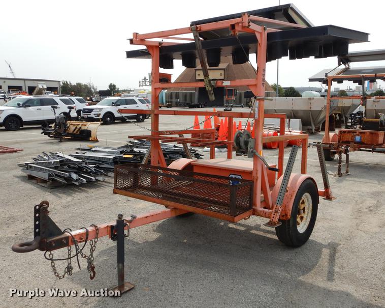 2006 Wanco WTSP arrow board in Topeka, KS | Item BY9929 for sale ...