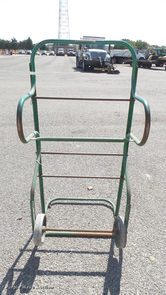 Greenlee wire cart in Wichita, KS | Item EB9120 sold | Purple Wave