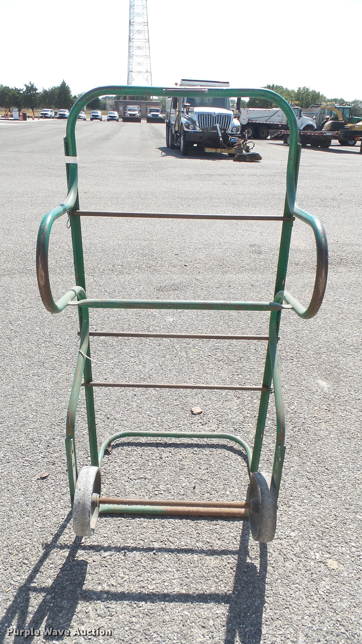 Greenlee wire cart in Wichita, KS | Item EB9120 sold | Purple Wave