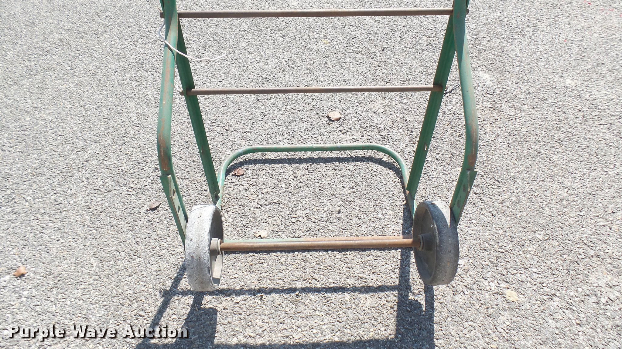 Greenlee wire cart in Wichita, KS | Item EB9120 sold | Purple Wave