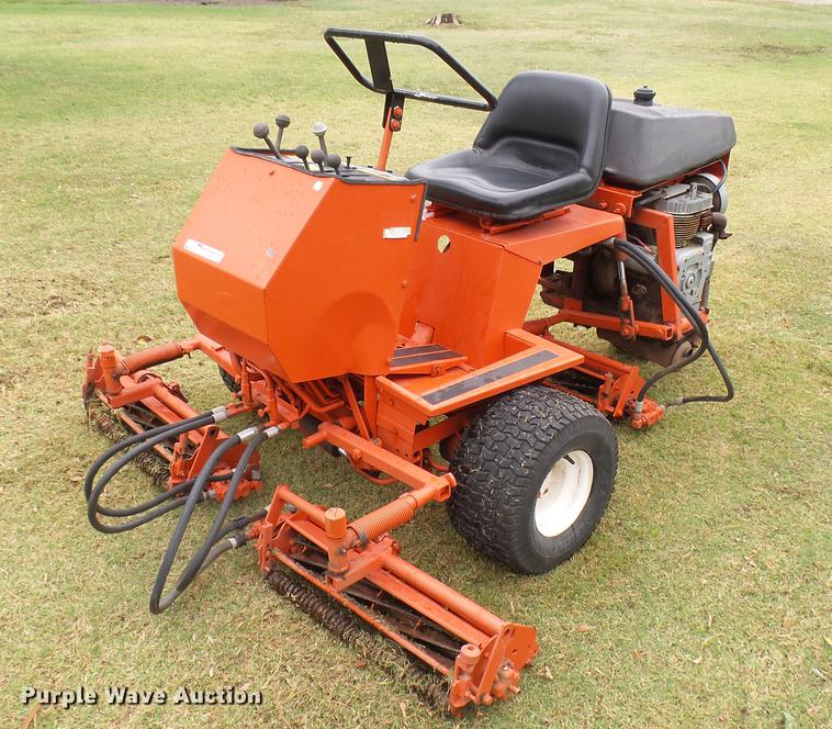 Jacobsen greens mower in Kinsley, KS | Item EB9402 sold | Purple Wave