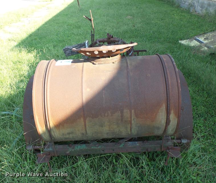 New Idea 1205 tobacco planter in Kansas City, MO | Item DD2085 sold ...
