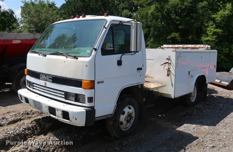 1992 Isuzu NPR utility truck in Sibley, MO | Item DD1648 sold | Purple Wave