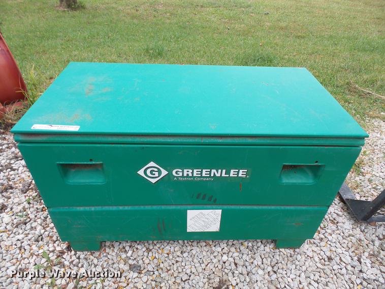 Greenlee job box in Olathe, KS | Item DS9481 sold | Purple Wave