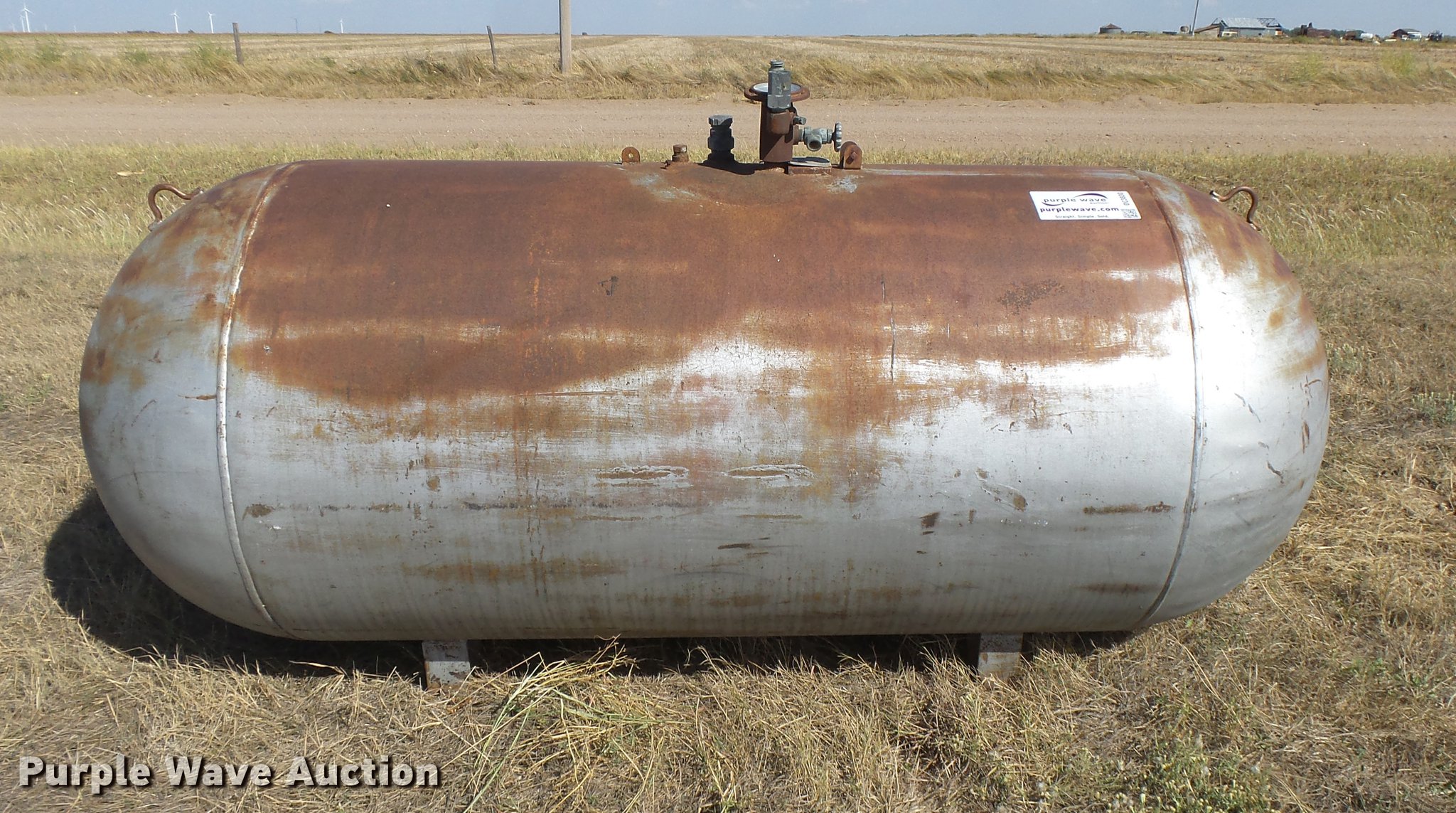 Trinity propane tank in Spearville, KS | Item DC3830 sold | Purple Wave
