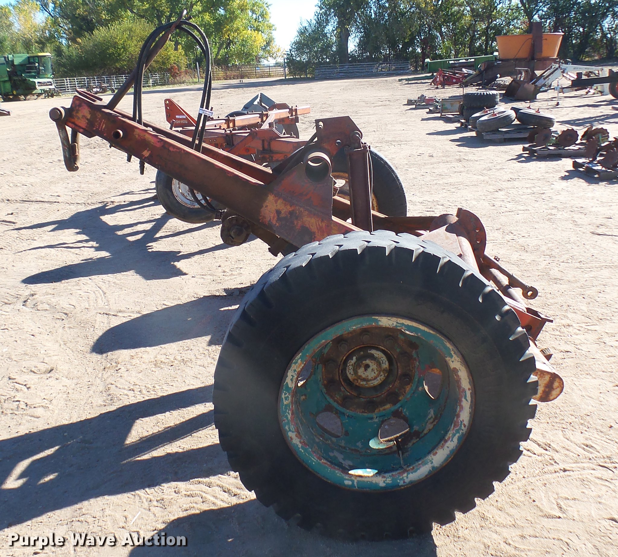 Implement dolly in Kinsley, KS | Item DV9065 sold | Purple Wave