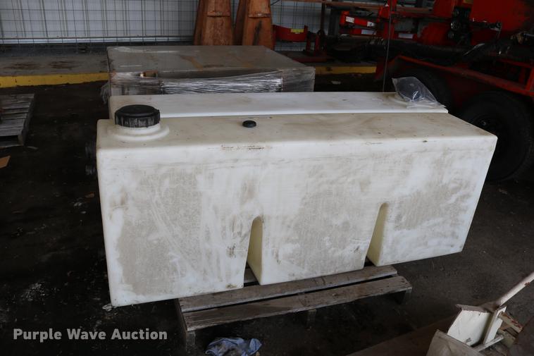 (2) Force America tailgate tanks in Overland Park, KS | Item DW9808 ...