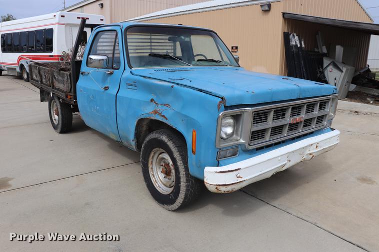 1978 GMC Custom Deluxe 20 flatbed pickup truck in Coffeyville, KS ...