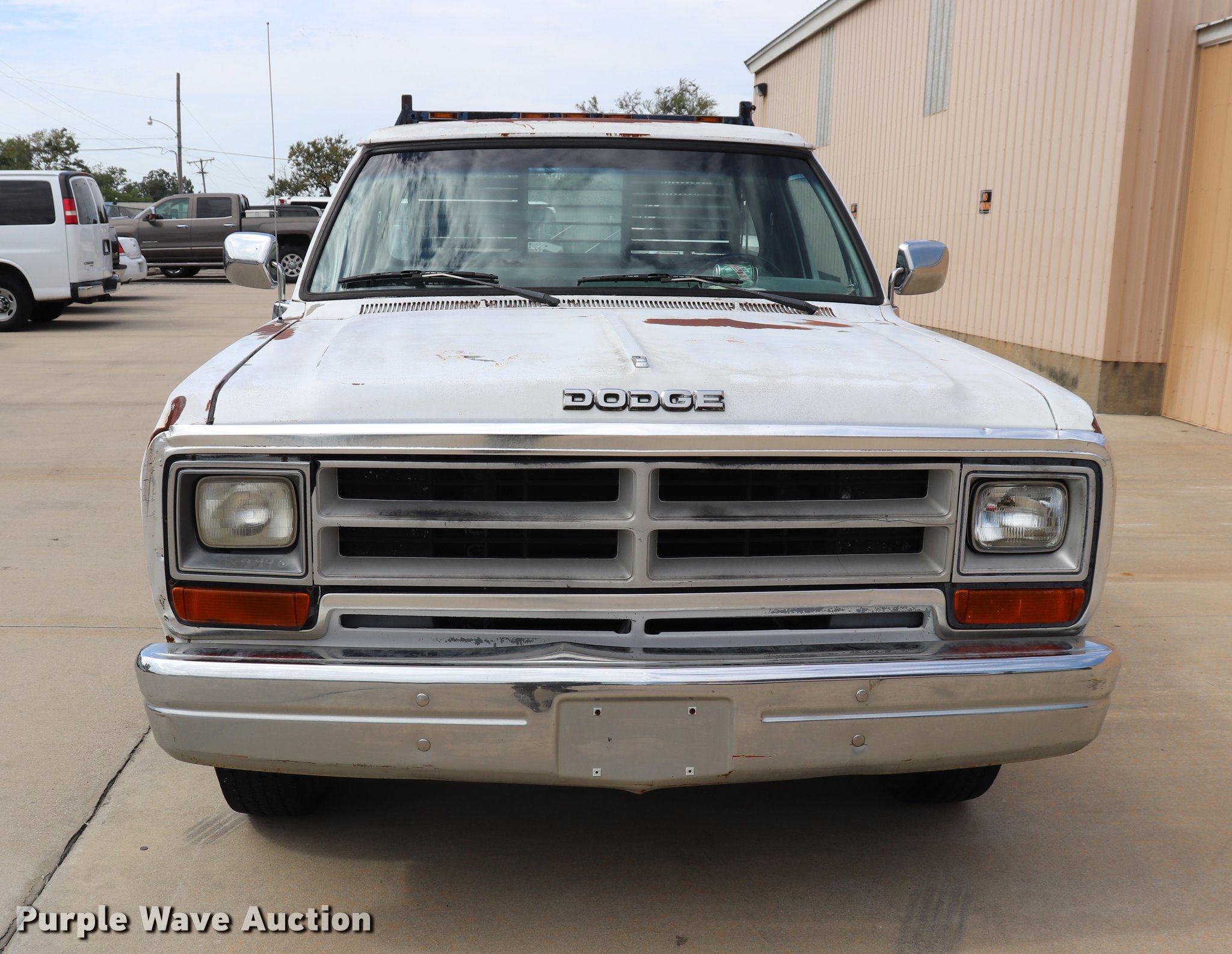 1989 Dodge D350 flatbed pickup truck in Coffeyville, KS | Item ED9606 ...
