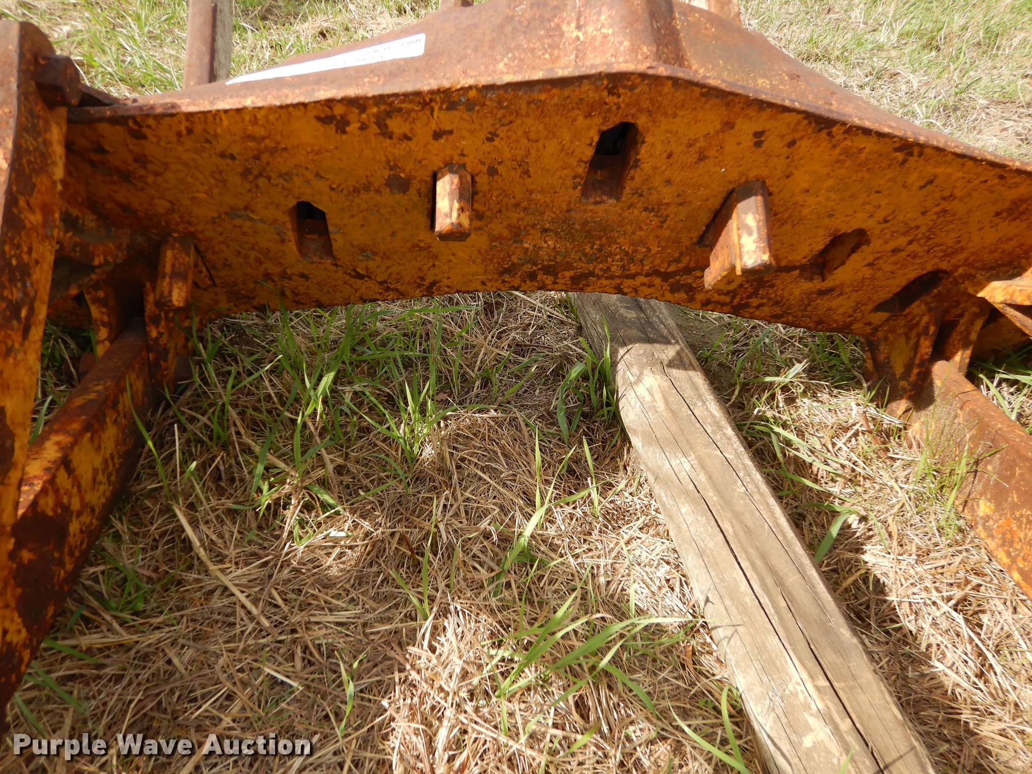 Caterpillar front mounted scarifier in Junction City, KS | Item EE9114 ...