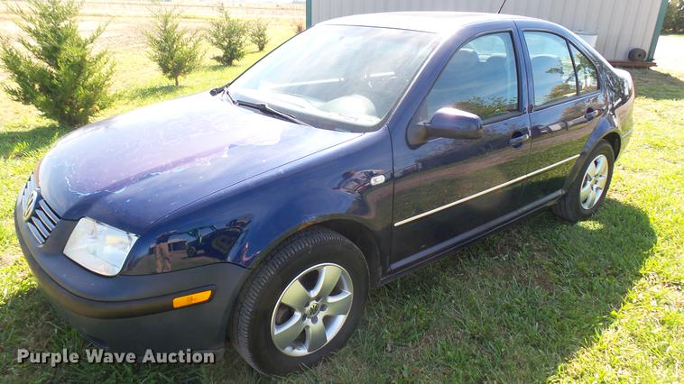 2004 Volkswagen Jetta in Newton, KS | Item DW9222 sold | Purple Wave
