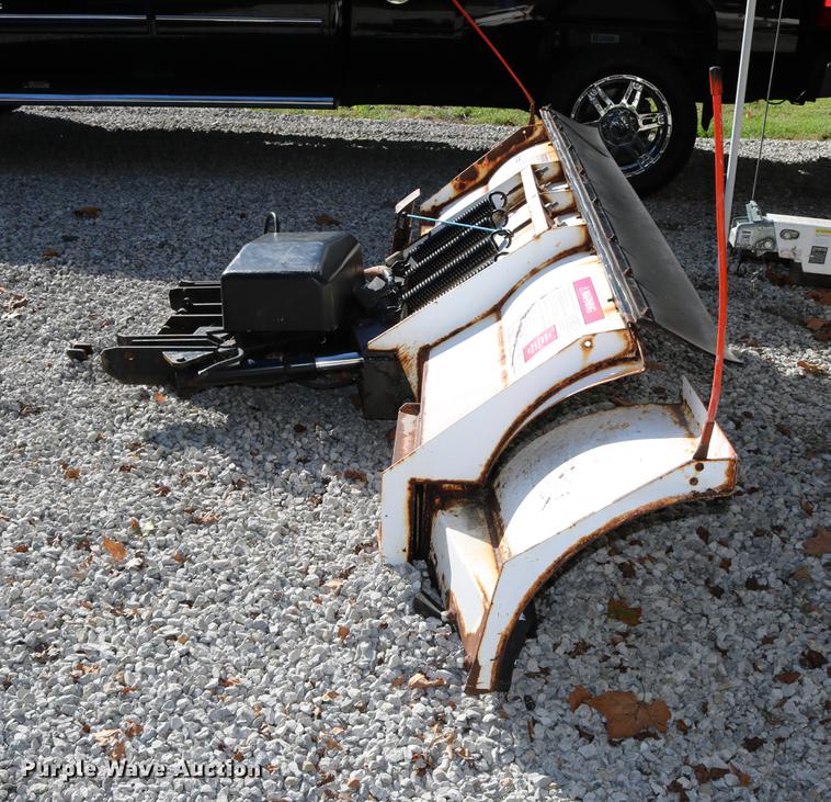 Blizzard 810PP snow plow in Eudora, KS | Item DW9984 sold | Purple Wave