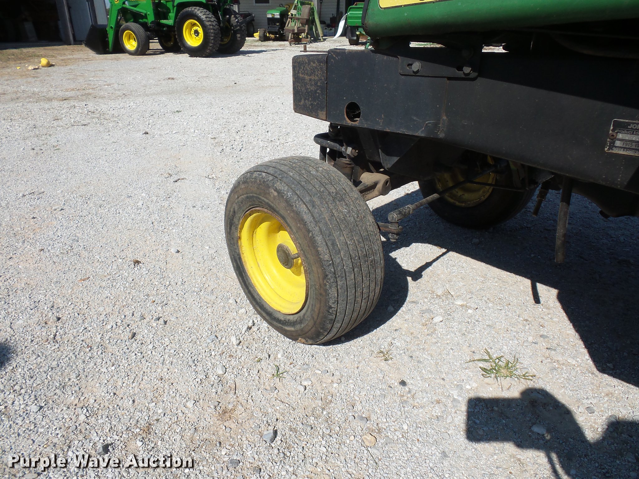John Deere F915 lawn mower in Clinton, MO | Item DA0872 sold | Purple Wave