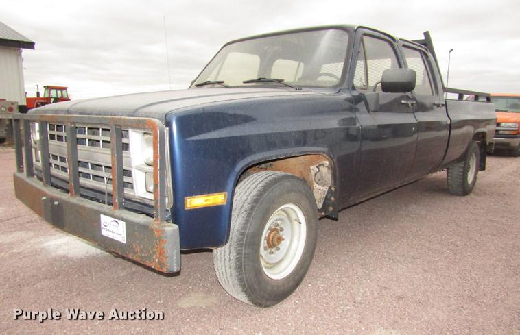 1986 Chevrolet C20 Custom Deluxe Crew Cab pickup truck in Modale, IA ...
