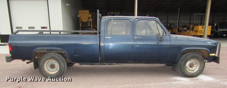 1986 Chevrolet C20 Custom Deluxe Crew Cab pickup truck in Modale, IA ...