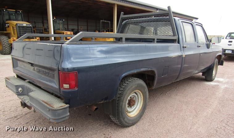 1986 Chevrolet C20 Custom Deluxe Crew Cab pickup truck in Modale, IA ...