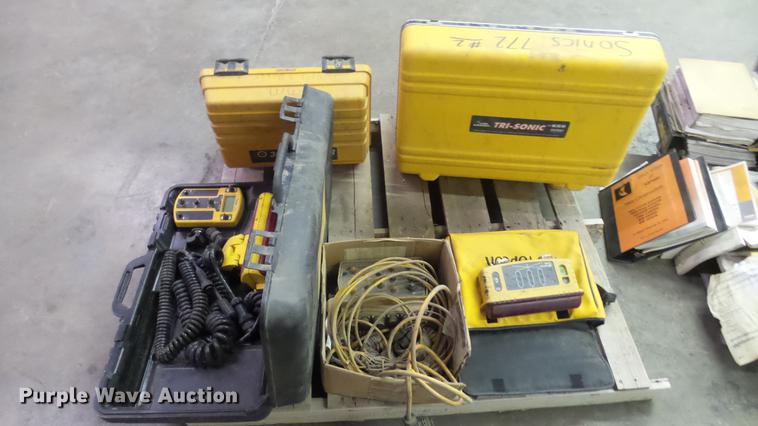 Sonic Master laser alignment equipment in Wichita, KS | Item DL9789 ...