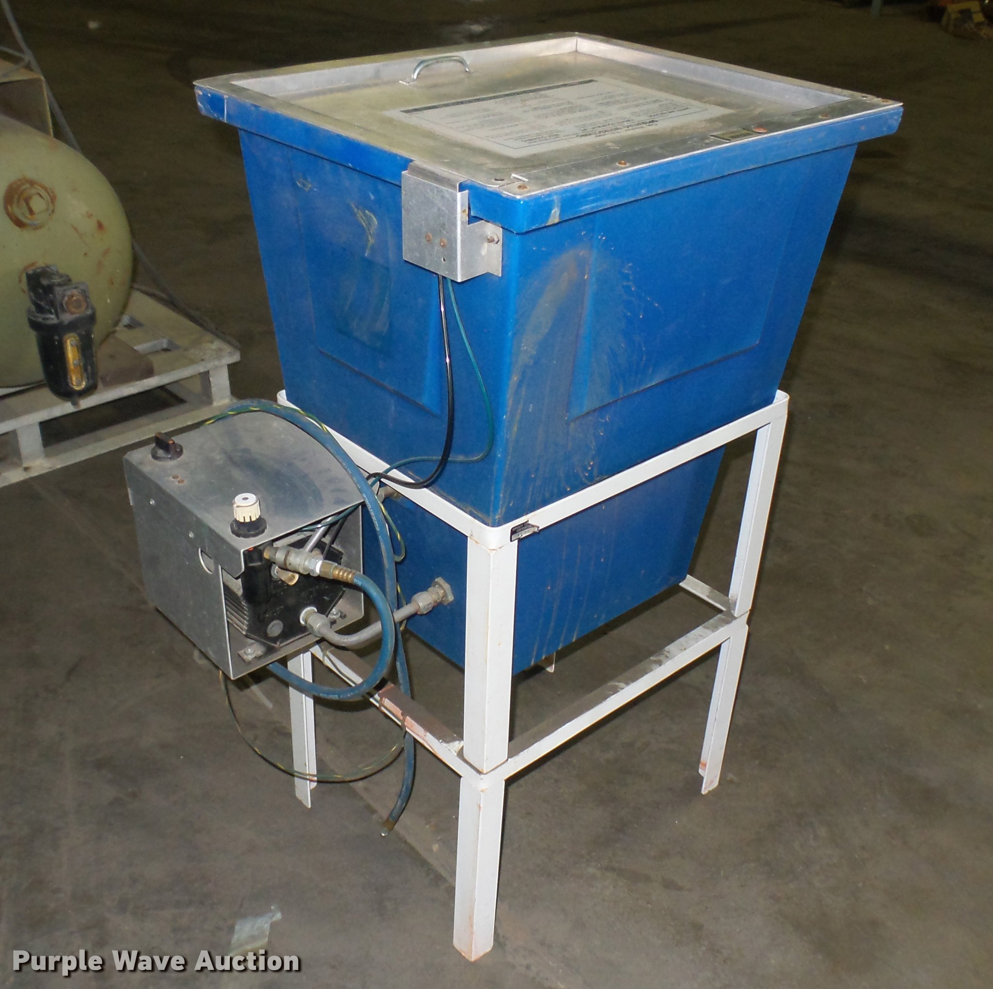 Herkules paint gun washer in Wichita, KS | Item DV9219 sold | Purple Wave