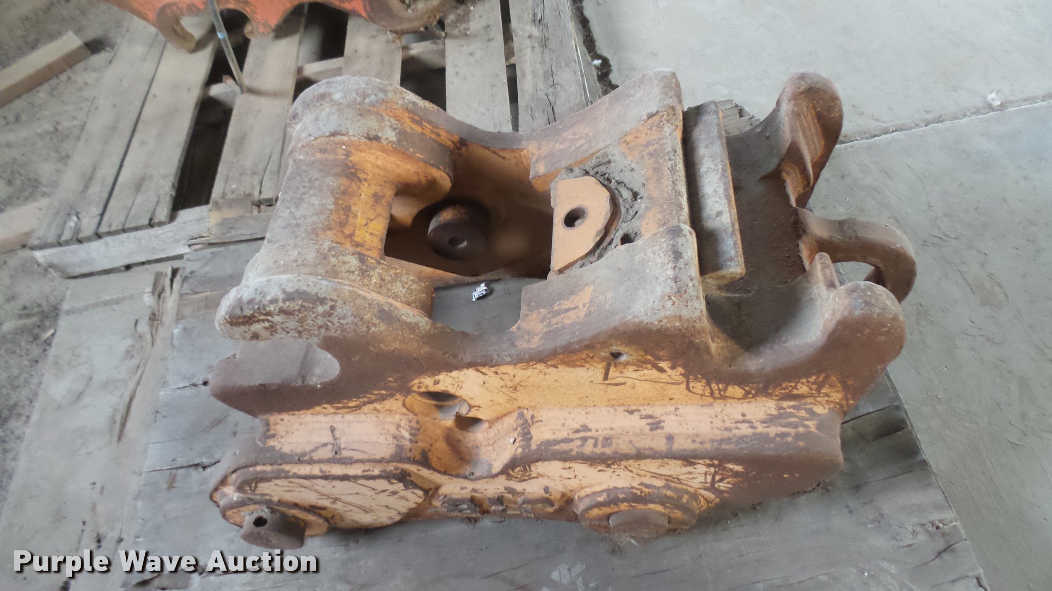 JRB quick coupler in Wichita, KS | Item DL9796 sold | Purple Wave