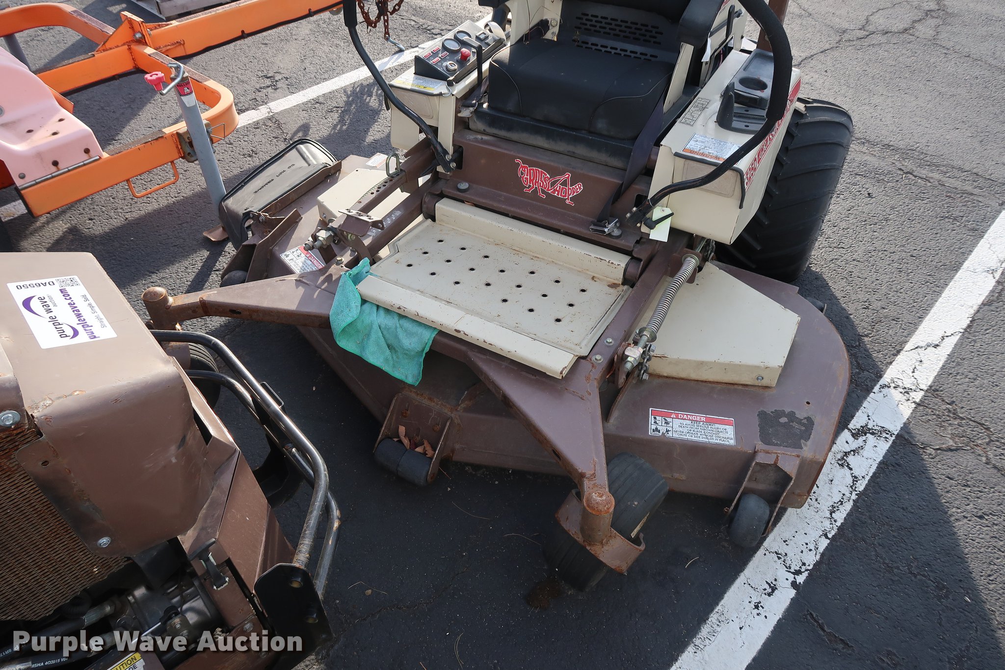 Grasshopper 325D ZTR lawn mower in Lee's Summit, MO | Item DA6551 sold ...