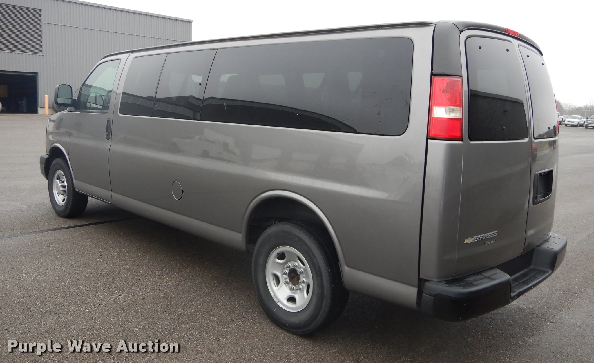 2012 Chevrolet Express 3500 Extended van in Lawrence, KS | Item J5639 ...
