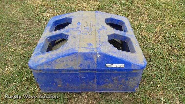 SPI poly cattle waterer in Windom, KS | Item DV9199 sold | Purple Wave