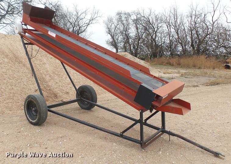 My-D Hand-D grain cleaner in Bushton, KS | Item ED9152 sold | Purple Wave