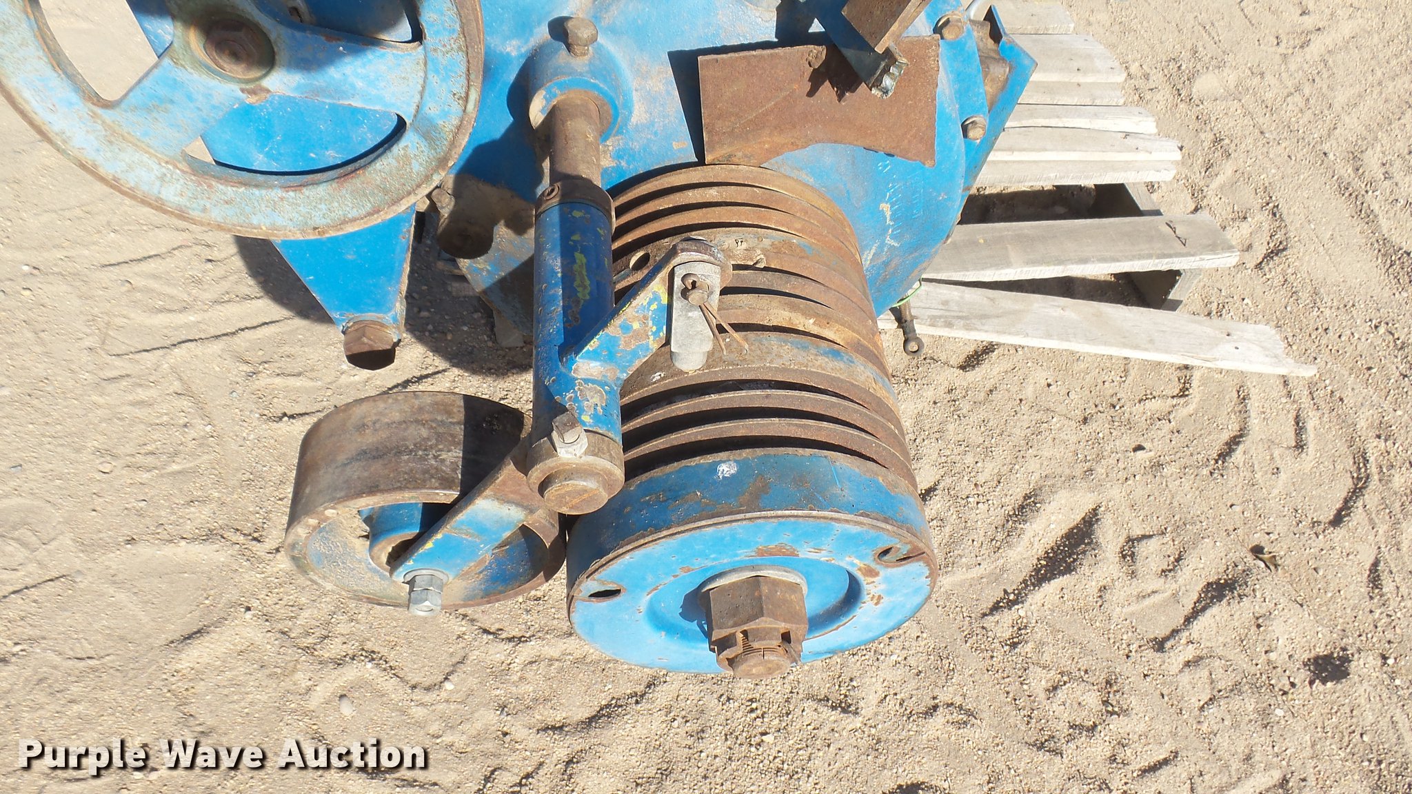 Ford 2715E 6.22L six cylinder diesel engine in Kinsley, KS | Item ...