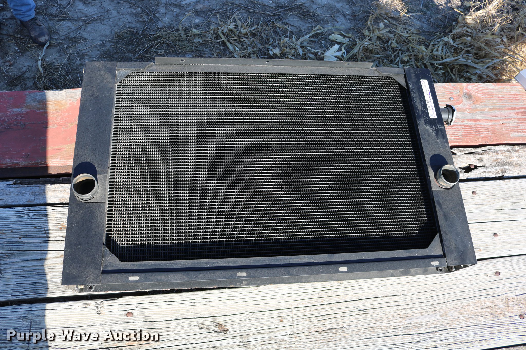 Modine radiator in Kensington, KS | Item EE9962 sold | Purple Wave