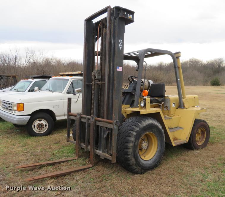 Caterpillar 50 forklift in Winfield, KS | Item DC0776 sold | Purple Wave