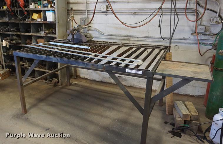 Cutting torch table and torch in Leavenworth, KS | Item DN9457 sold ...