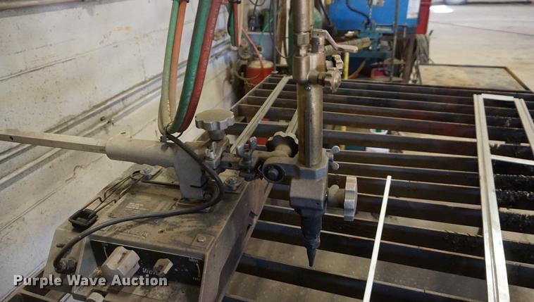 Cutting torch table and torch in Leavenworth, KS | Item DN9457 sold ...