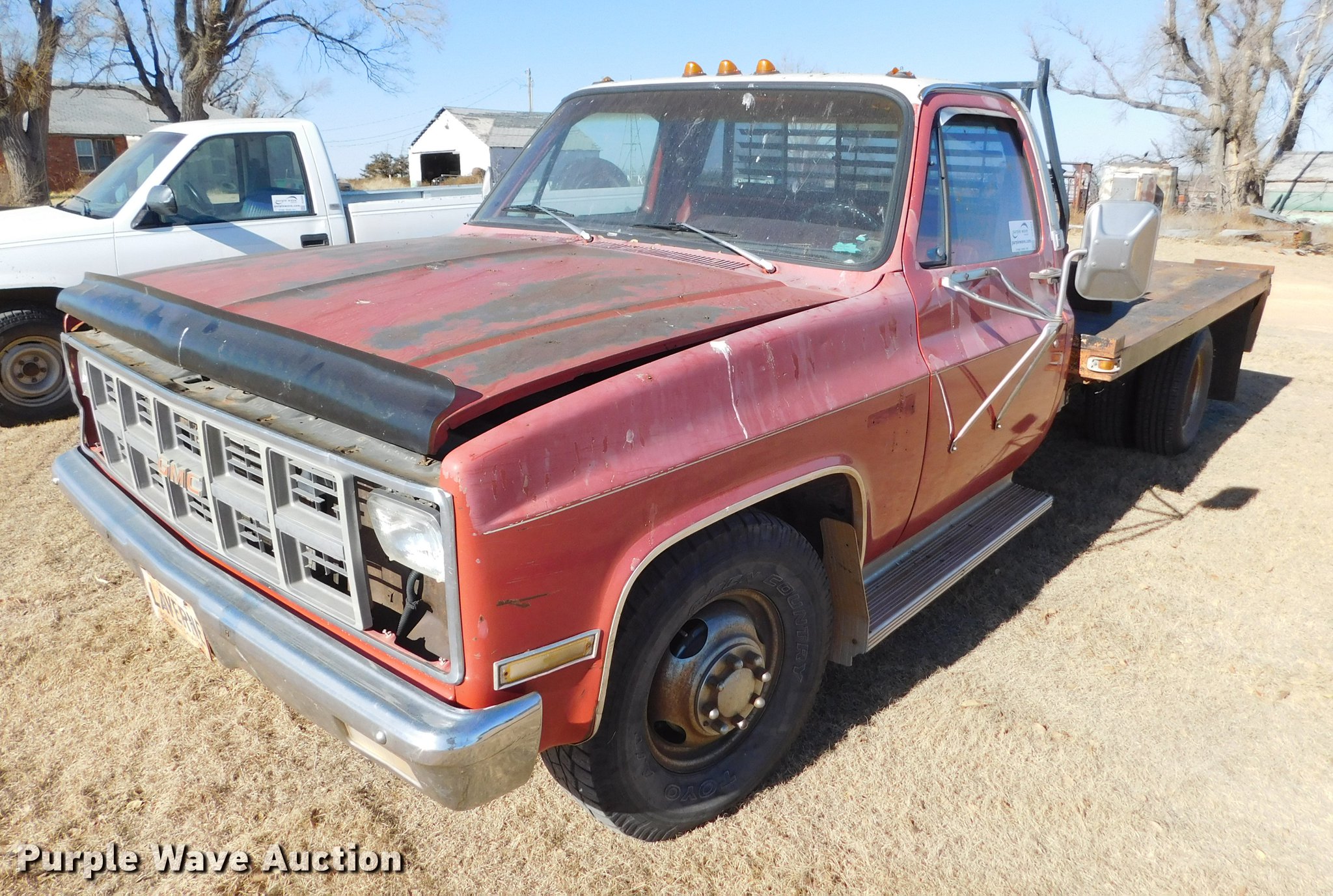 1981 GMC 3500 flatbed pickup truck in Laverne, OK | Item DC8454 sold ...