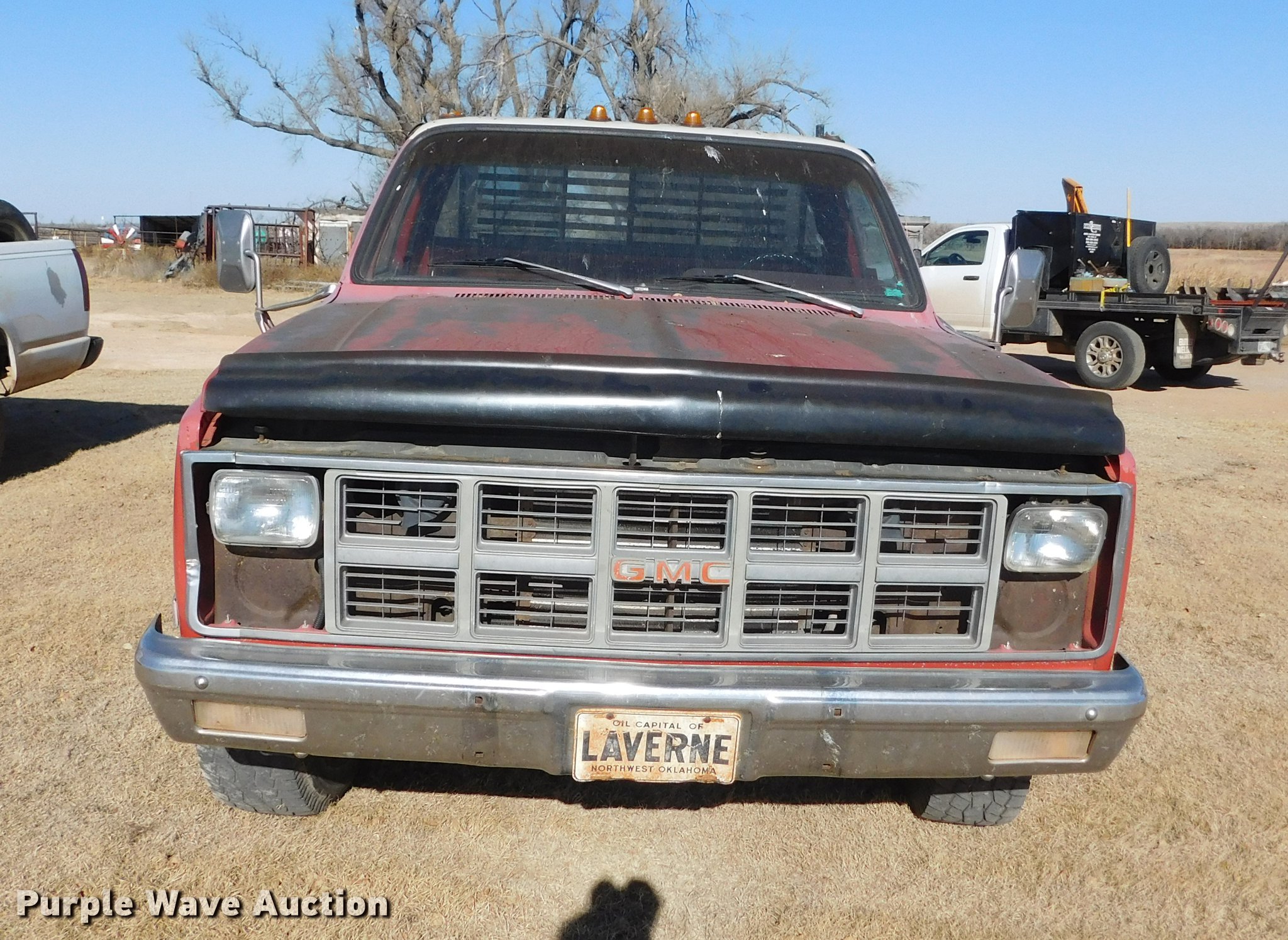 1981 GMC 3500 flatbed pickup truck in Laverne, OK | Item DC8454 sold ...