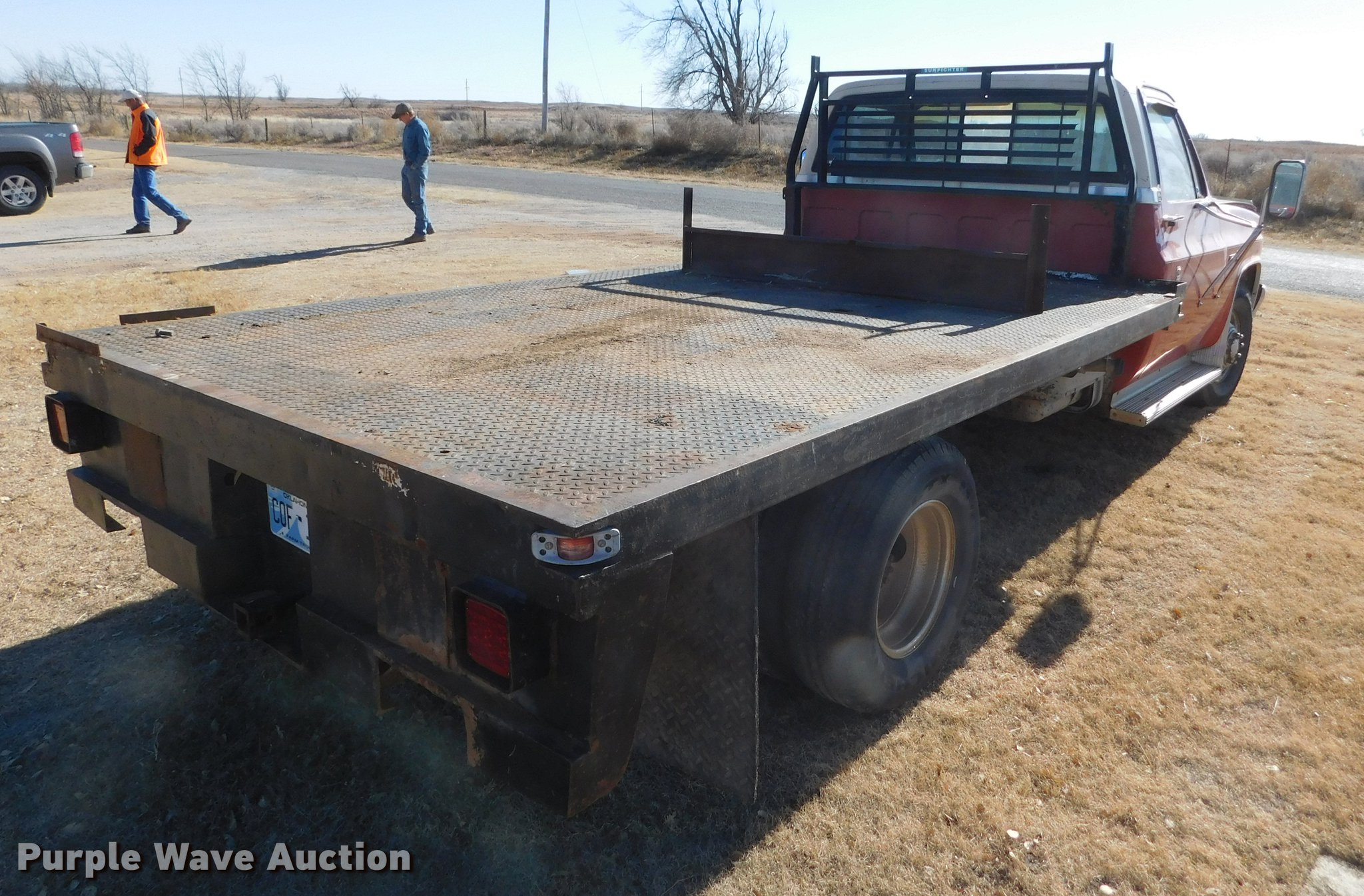1981 GMC 3500 flatbed pickup truck in Laverne, OK | Item DC8454 sold ...