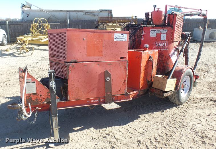 2002 Crafco Super Shot SS125 melter applicator in Halstead, KS | Item ...