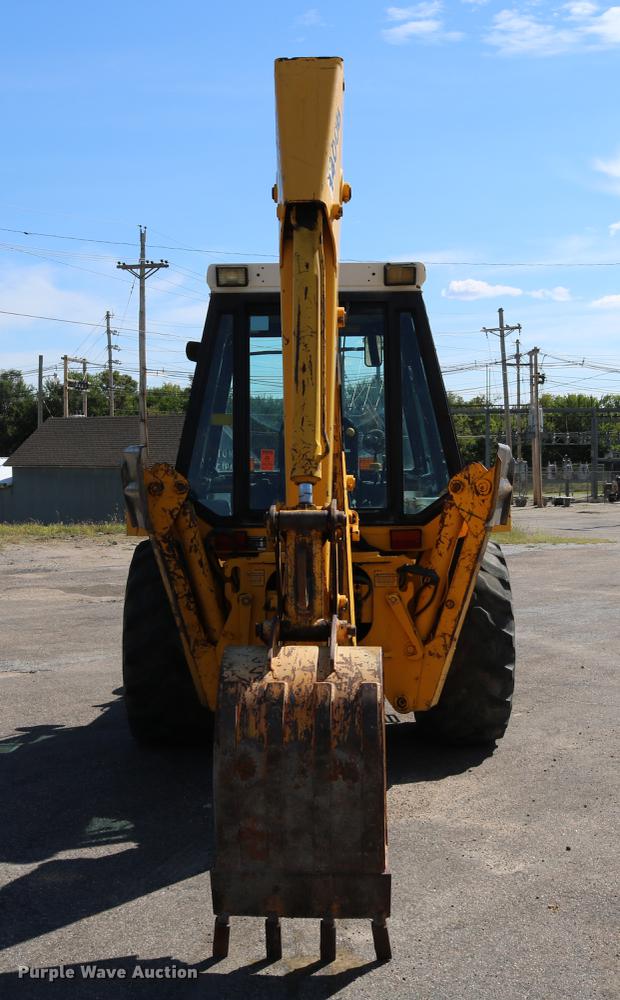 JCB 1400B backhoe in Norton, KS | Item DD0063 sold | Purple Wave