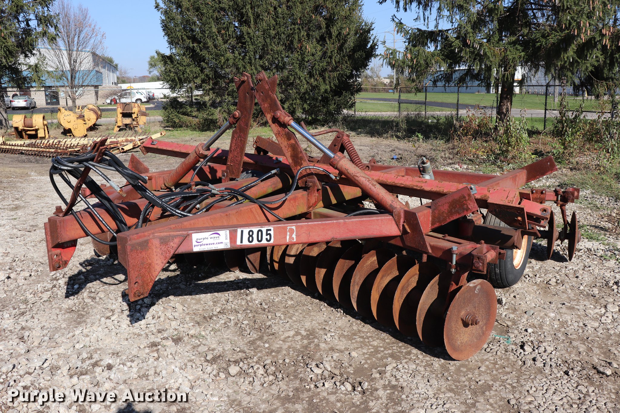 International 490 disk in East Moline, IL | Item DC6373 sold | Purple Wave