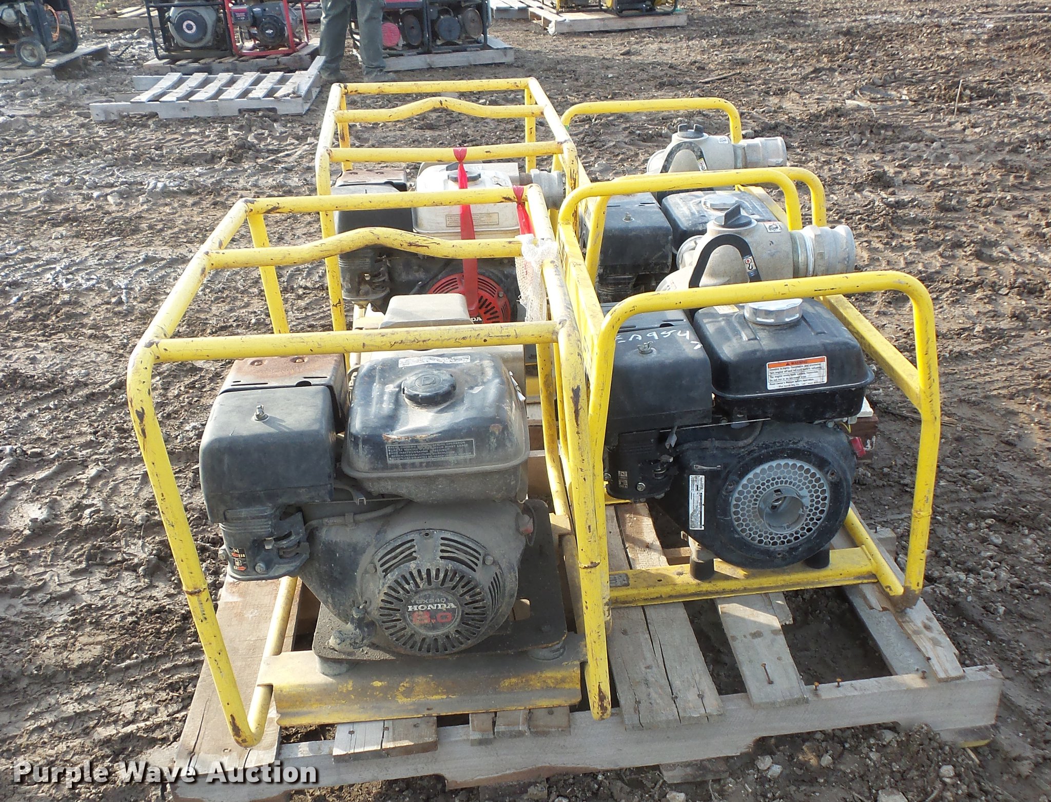 (4) Wacker pumps in East Moline, IL | Item EA9547 sold | Purple Wave