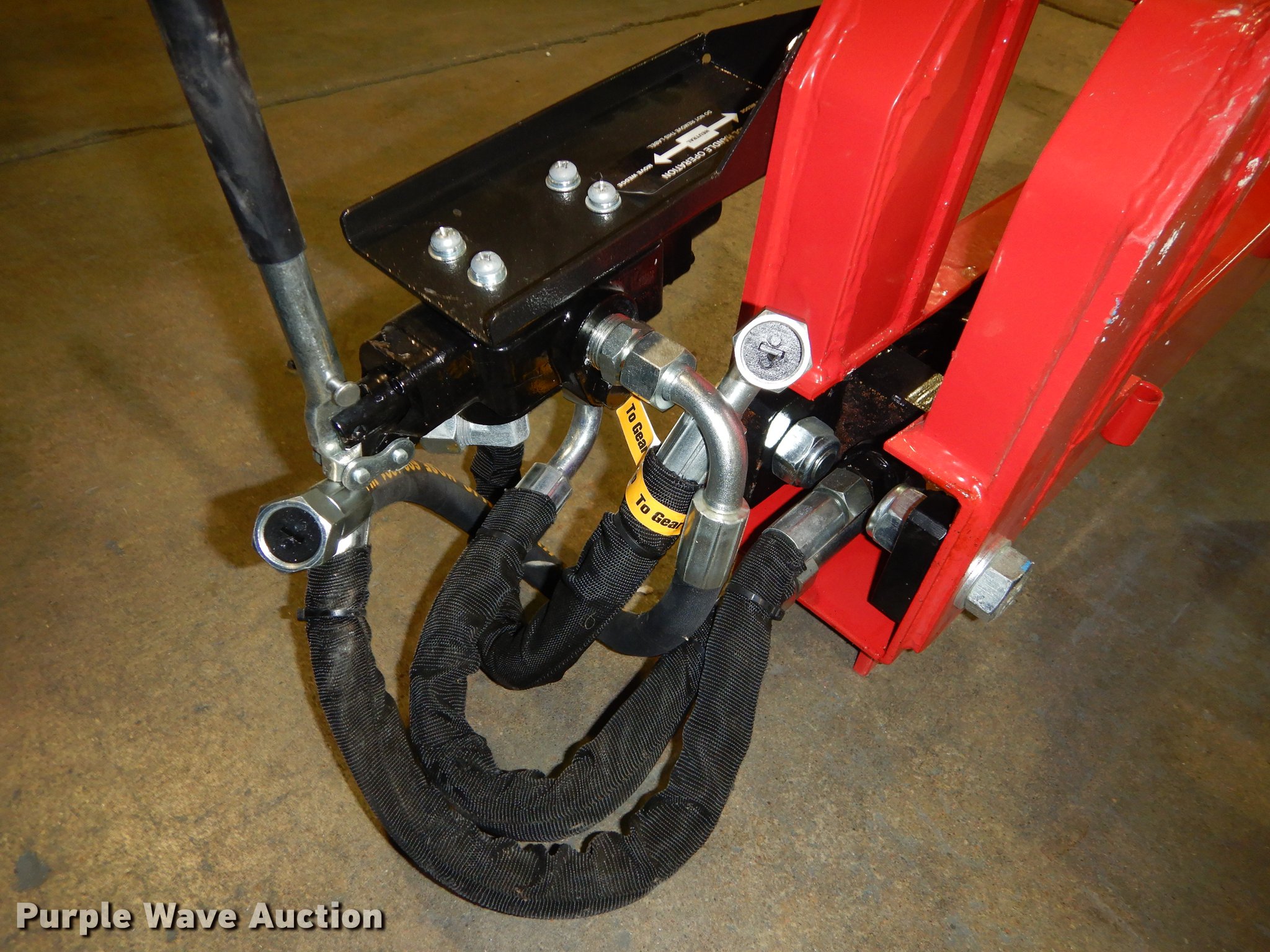 Predator log splitter in Manhattan, KS | Item EC9968 sold | Purple Wave