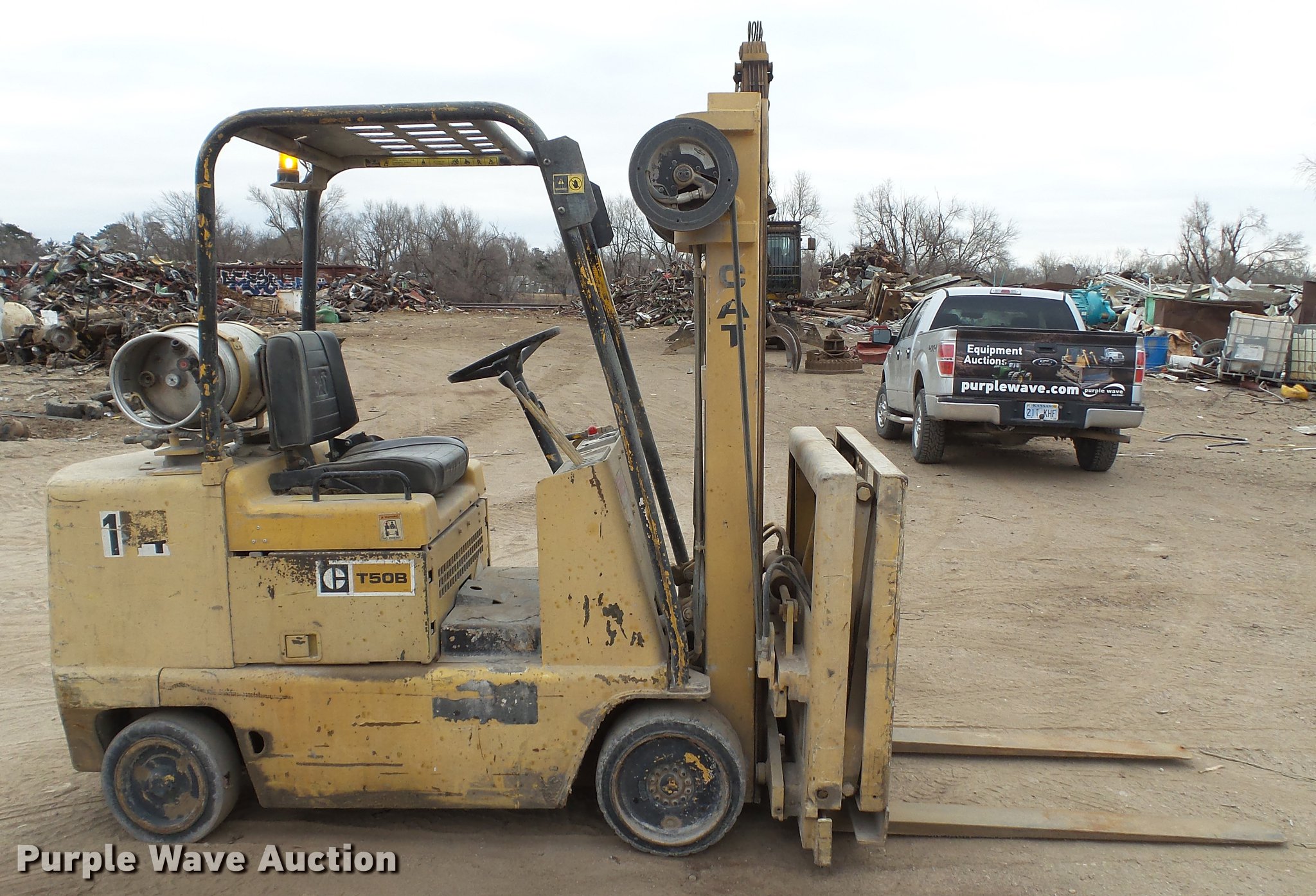 Caterpillar T50B forklift in Pratt, KS | Item DC5716 sold | Purple Wave