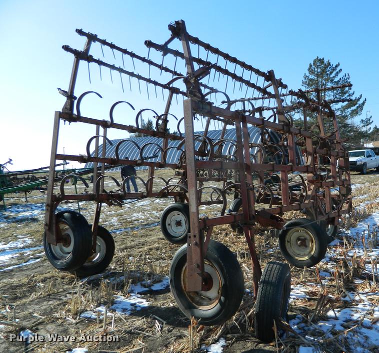 Noble spring tooth harrow in Salina, KS | Item DB6721 sold | Purple Wave