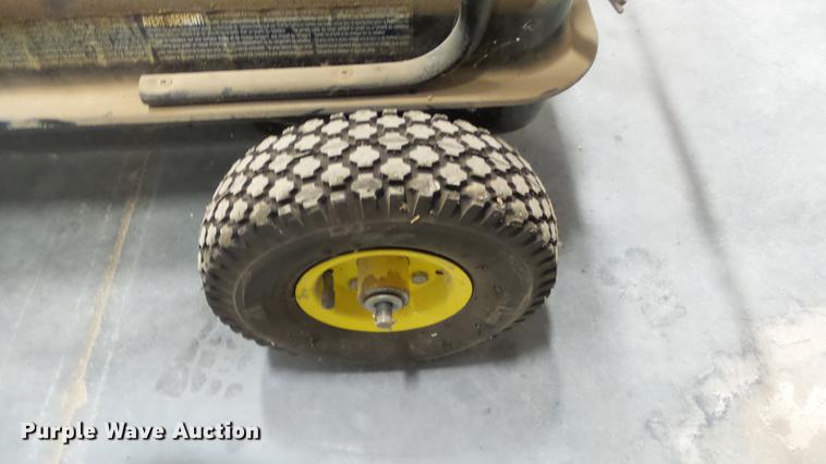 John Deere AC-215 heater in Lyons, KS | Item BD9521 sold | Purple Wave