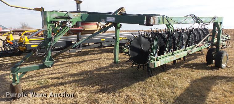 2004 Circle C Golden Eagle hay rake in Lyons, KS | Item DC2407 sold ...