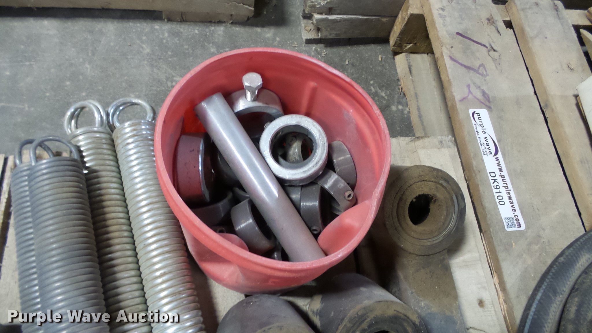 (6) Golden Eagle hay rake wheel arms in Lyons, KS | Item DK9099 sold ...