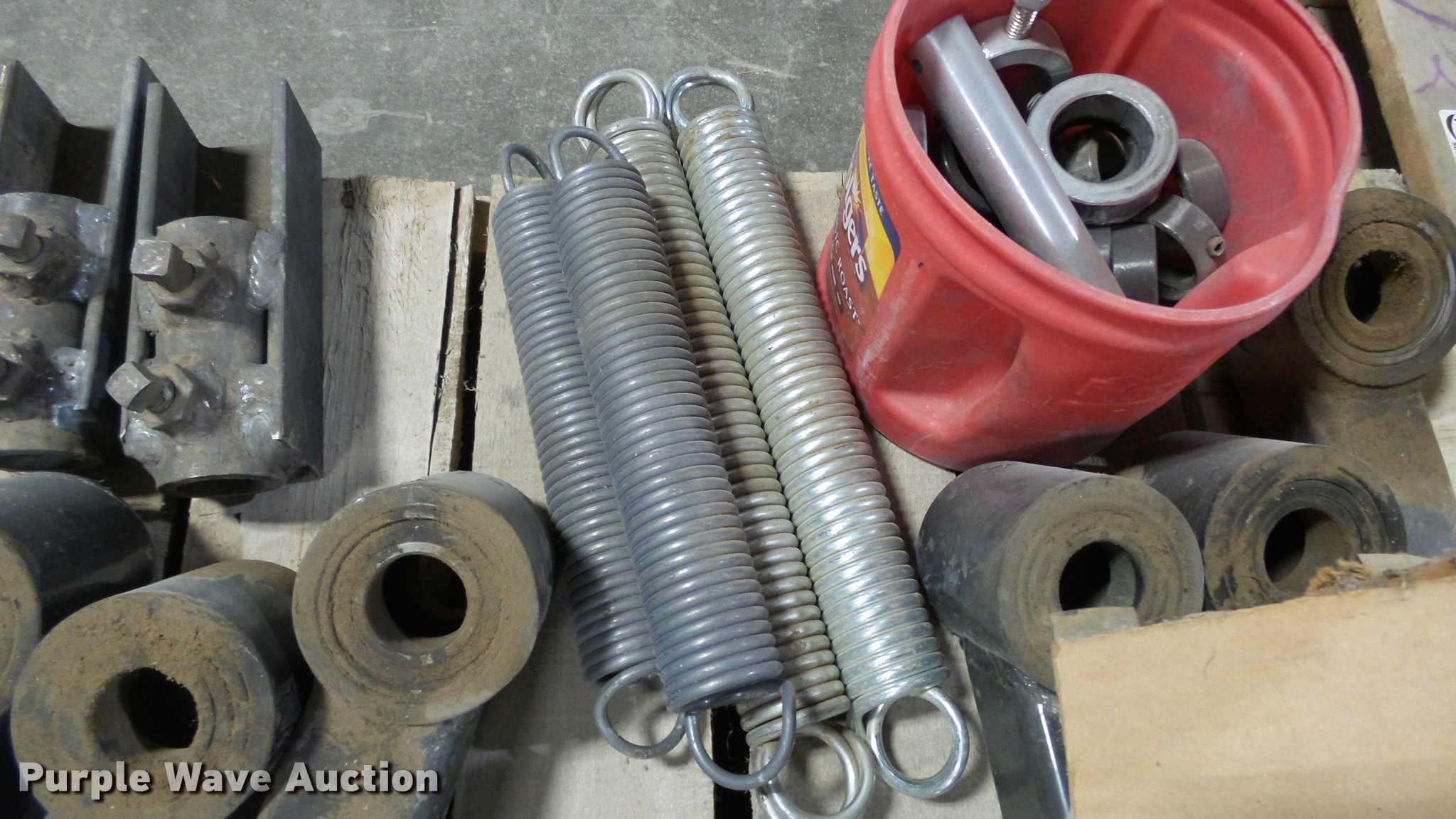 (6) Golden Eagle hay rake wheel arms in Lyons, KS | Item DK9099 sold ...